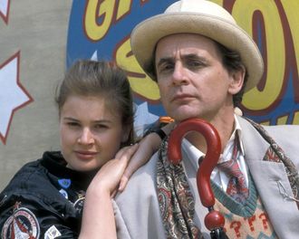 Generic Dr Who (TV) Sophie Aldred Ace Sylvester McCoy Doctor 25,4 x 20,3 cm Foto