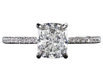 Verde 2ct IGI Lab-grown Cushion Cut Diamond Ring