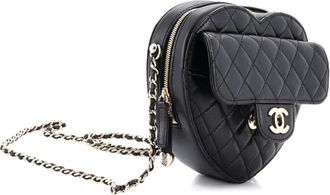 Chanel Gesteppte CC in Love Heart Umh&auml;ngetasche aus Lammleder - Schwarz