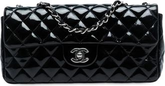 Chanel Hobo Bags - Classic Patent East West Single Flap - Gr. unisize - in Blau - für Damen
