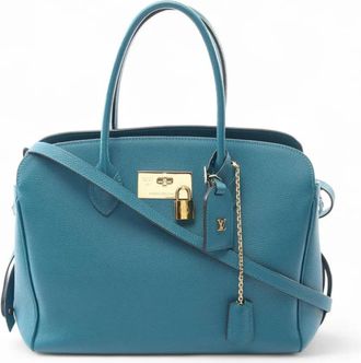 Louis Vuitton sac à main Milla MM en cuir Veau Nuage (2019) - Bleu