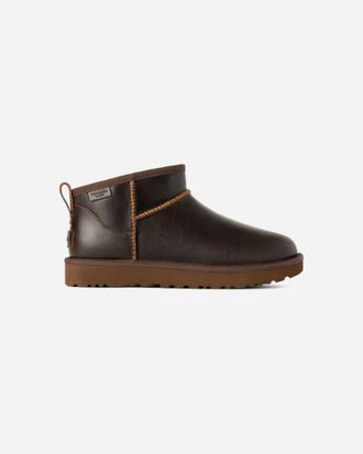 UGG Classic Ultra Mini Leather Regenerate Boot f&uuml;r Damen in Ironwood, Gr&ouml;&szlig;e Leder