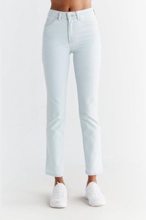 Evermind Damen vegan Jeans Straight Fit Eisblau