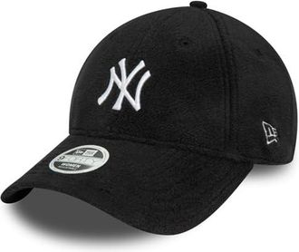 New Era 9Forty Femme Sherpa Cap - Cosy NY Yankees Noir