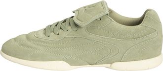 Lloyd Sneaker Goal