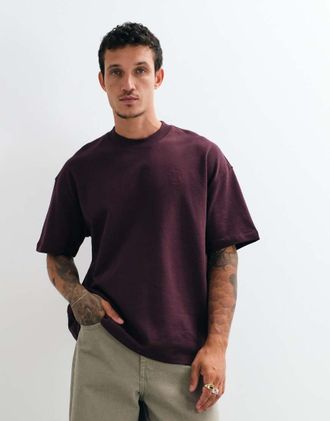 AllSaints T-shirt &agrave; manches courtes avec logo graphique Haven en rouge