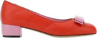Ferragamo Femme, Chaussures, Rouge, Taille: 35 1/2 EU Escarpins &agrave; Signature Vara