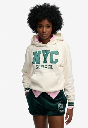 Superdry Kapuzensweatshirt COUNTRY CLUB VARSITY HOOD besondere Stickerei in gl&auml;nzender Optik