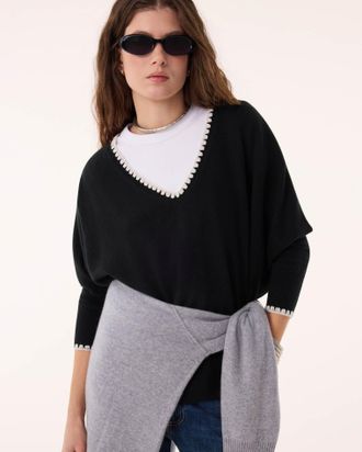 Kujten Pull cachemire col v oversize piqure contrast&eacute;e - Pull Aminie