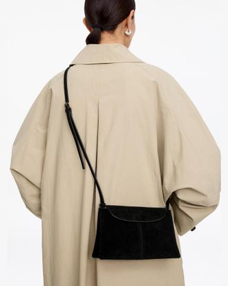 Arket Umh&auml;ngetasche Aus Veloursleder -Schwarz