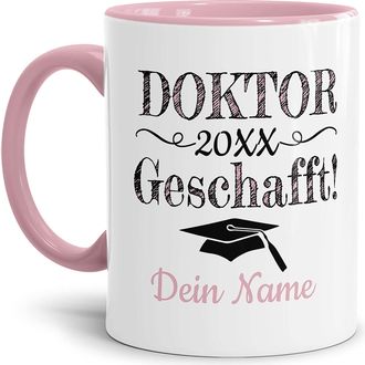 Tassendruck Tasse mit Spruch - Abschluss geschafft Doktor - zum selbst Gestalten mit Wunschname und Abschlussjahr - Geschenk für Abschluss zum Doktor, Henkel & In