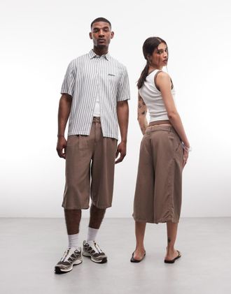 Collusion Unisex - Longline-Jorts in Braun