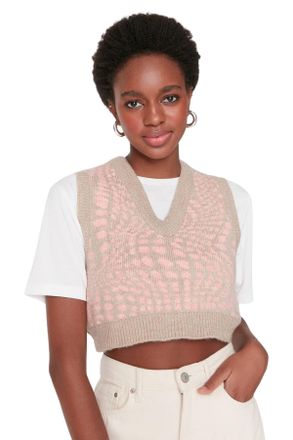 Trendyol Trendyol Woman Figurbetont Standard V-Ausschnitt Trikot Strickweste, Rosa, M