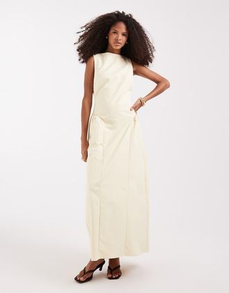 Pretty Lavish Slyvie - Robe longueur mollet &agrave; encolure bateau et d&eacute;tails sur les hanches - Citron-Jaune