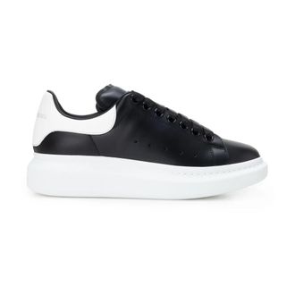 Alexander McQueen Oversized Sneaker - - Shoes - Damen - Schwarzk - 35 EU