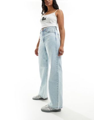 River Island Jeans in Hellblau mit geradem, lockerem Schnitt