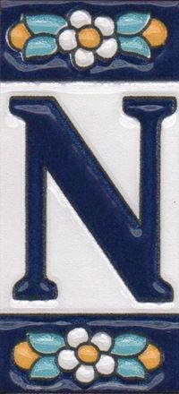 Generic Hausnummern und Buchstaben aus Keramik, blaues Blumenmuster, Gr&ouml;&szlig;e: 7,5 cm x 3,5 cm Buchstabe N