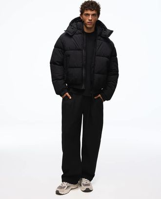 Bershka Schwarze Pufferjacke