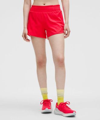lululemon Hotty Hot Shorts mit hohem Bund und Liner f&uuml;r Frauen - 10 cm - Gr&ouml;&szlig;e 10 in Red Glow