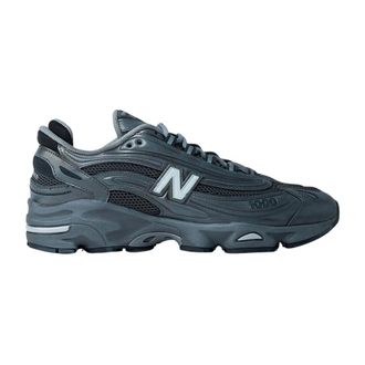 New Balance Homme, Chaussures, Noir, Taille: 42 EU Baskets &agrave; panneaux en mesh