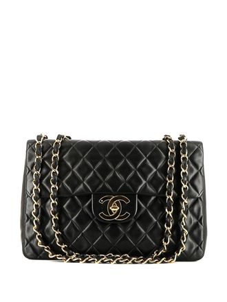 Chanel sac porté épaule Classic Flap (1996) - Noir
