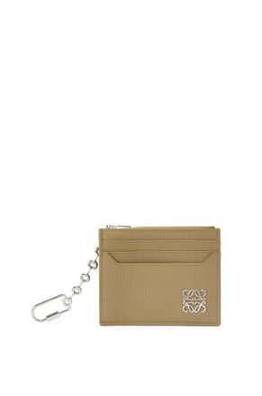 Loewe Luxury Anagram square cardholder in pebble grain calfskin with chain for female Material: Pebble Grain Calf