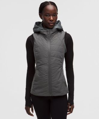 lululemon Another Mile Weste f&uuml;r Frauen - Gr&ouml;&szlig;e 10 in Onyx Grey
