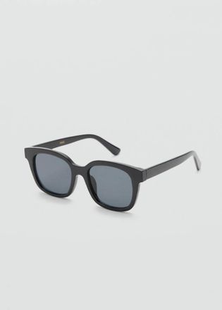 Mango Sonnenbrille mit viereckiger Brillenfassung schwarz - Damen - Einheitsgr&ouml;&szlig;e - MANGO