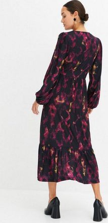 Bonprix Midikleid aus Polyester und Elasthan, Slim Fit Passform, schwingender Rock