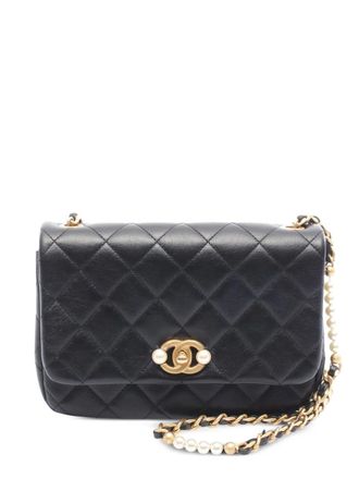 Chanel 2021-2025 CC Pearl Single Flap Umhängetasche aus gestepptem Lammleder - Schwarz