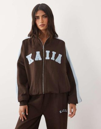 KAIIA sweatshirt oversize zipp&eacute; &agrave; col montant avec logo brod&eacute;, ensemble coordonn&eacute;, chocolat et bleu layette-Marron
