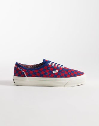 Vans Authentic - Sneaker mit Schachbrettmuster in Rot und Blau