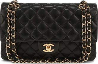 Chanel sac port&eacute; &eacute;paule matelass&eacute; &agrave; logo (2010) - Noir