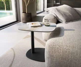 DELIFE Beistelltisch Edge Boot 50x50 cm Keramik Onyx Pearl Eleny Metall Schwarz, Beistelltische
