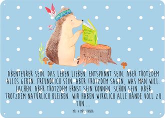 Mr. & Mrs. Panda Dekoschild Metall Igel Federschmuck DIN A5 - Geschenk, Lagerfeuer, Blechschild Groß, Türschild, Wandschild, Indianer, Abenteuer, Tiere, Küche, Camping