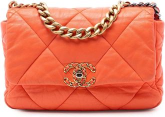 Chanel Hobo Bags - Medium Lambskin 19 Flap - Gr. unisize - in Orange - f&uuml;r Damen