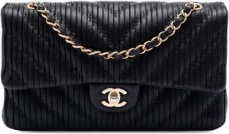 Chanel Sac bandouli&egrave;re en cuir pliss&eacute; Pre-owned - Femme - Pre-owned - Noir - Taille: ONE Size