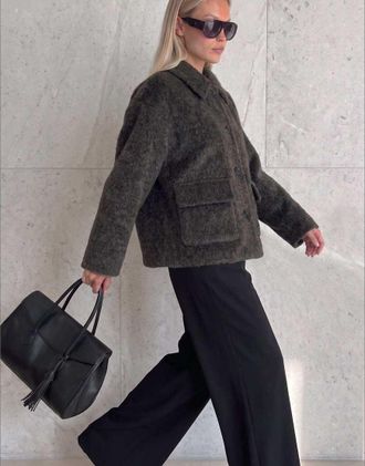 NA-KD Jacke aus Wollmix mit geb&uuml;rsteter Oberfl&auml;che in Braun