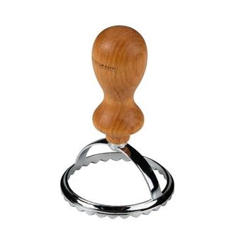 Fackelmann Fackelmann Ausstecher für Ravioli - Ravioli Former aus Edelstahl mit Zink-Legierung - Für hausgemachte Pasta - Ergonomischer Buchenholz-Griff im itali