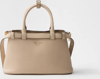 Prada Kleine Prada Buckle Handtasche aus Leder mit doppeltem Gürtel