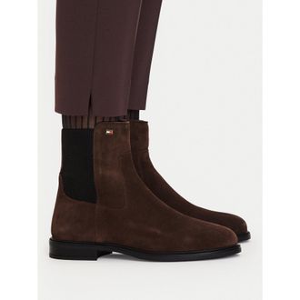 Tommy Hilfiger Klassische Stiefeletten Tommy Hilfiger Enamel Flag Suede Ankle Chelsea FW0FW09575 Braun
