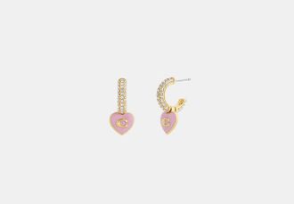 Coach Signature Emaille-Herz-Pav&eacute;-Huggie-Ohrringe f&uuml;r Frauen in Pink | >