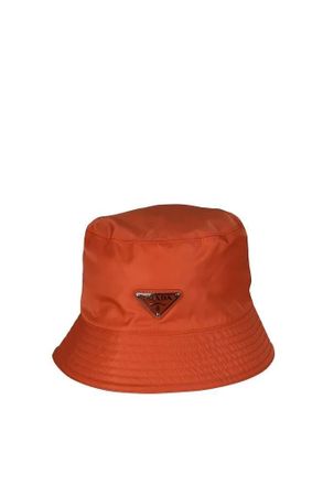 Prada Caps & M&uuml;tzen - Re-Nylon Bucket Hat With Triangular Enamel Logo - Gr. S - in Rot - f&uuml;r Damen