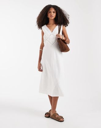 Neon Rose Robe longueur mollet avec col en V et d&eacute;tails en dentelle - Blanc