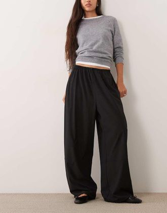 Calvin Klein Jeans Calvin Klein pantalon parachute tiss&eacute; noir