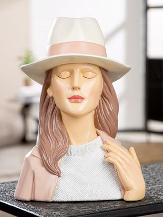 Gilde Figur Lady Adeline aus Kunstharz, strukturiert, wei&szlig;, 28 cm hoch, 21 cm breit, 18 cm tief, Frauenform