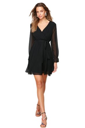 Trendyol Damen Midi Ruffle Hem Fitted Dress, Schwarz, 34 EU