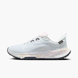 Nike Damen Juniper Trail 2 Gore-TEX Sneaker, Pure Platinum/White-Magic Ember, 36 EU
