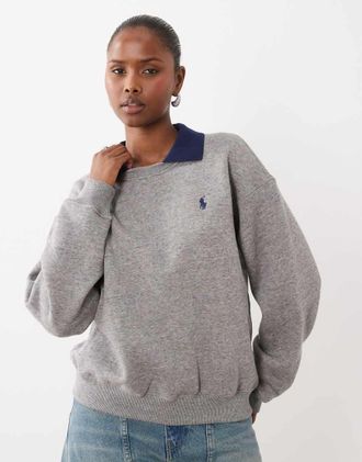 Polo Ralph Lauren sweat-shirt &agrave; col contrastant bleu marine