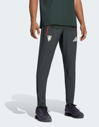adidas Manchester United pantalon Tiro Tech en jungle ink-Vert